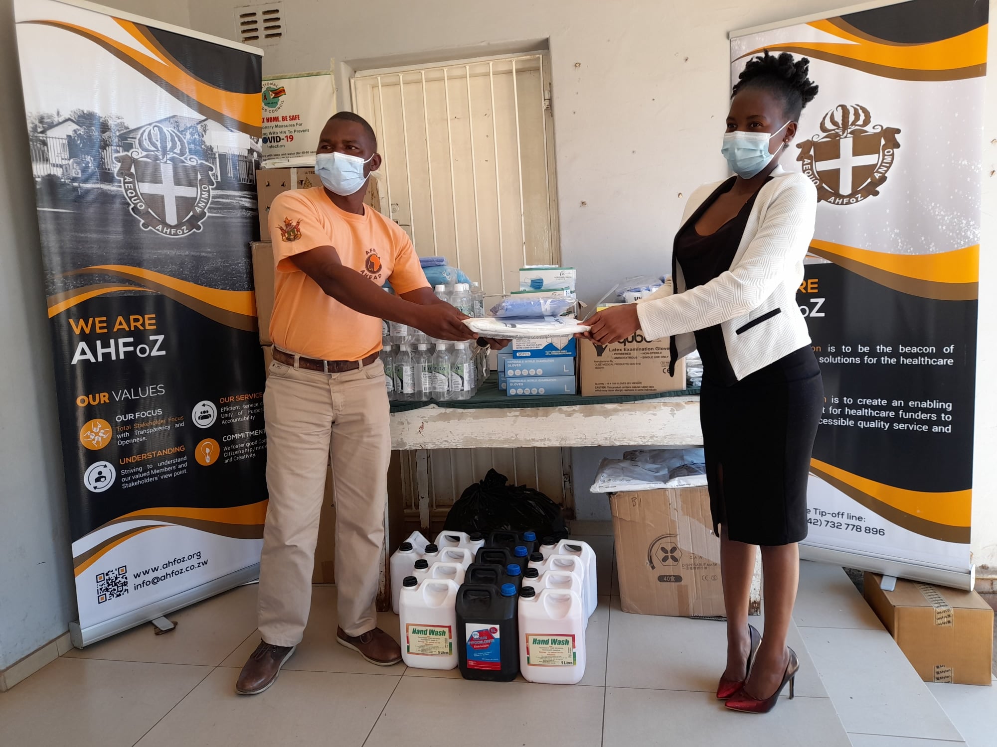 Donation to Braeside Family Clinic 2 July 2021 – Association of ...